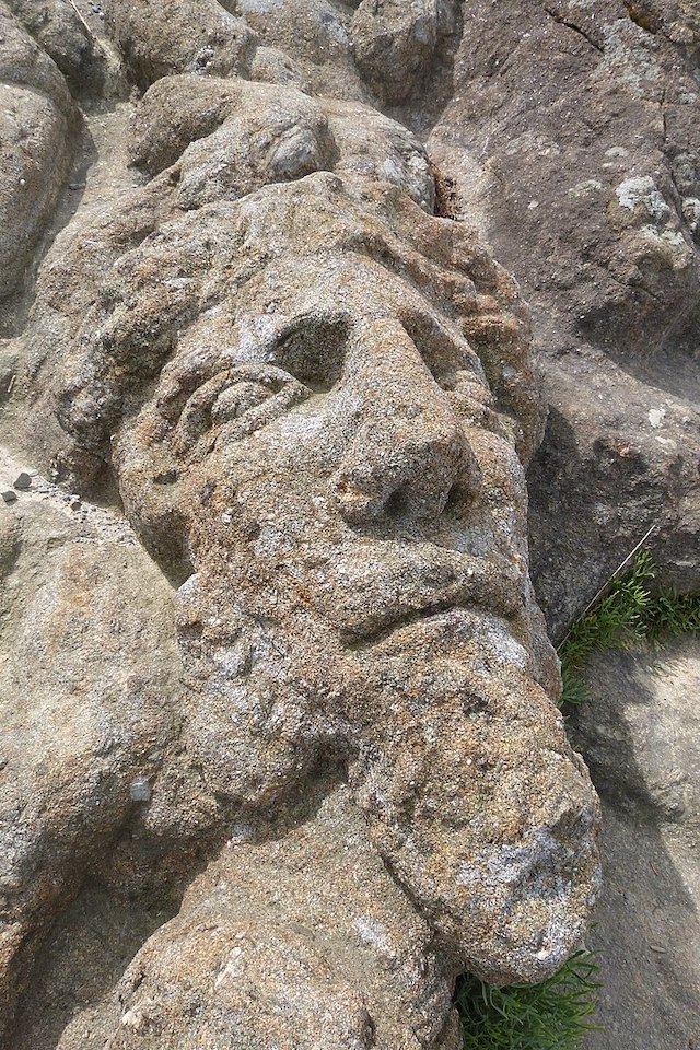 Que sont les Rochers Sculptés de Rothéneuf ? - Port d'Attache