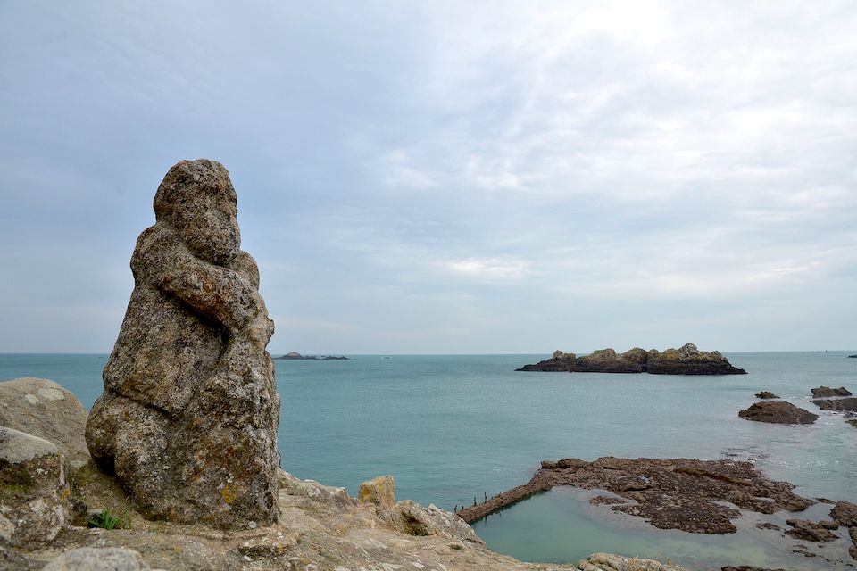 Que sont les Rochers Sculptés de Rothéneuf ? - Port d'Attache